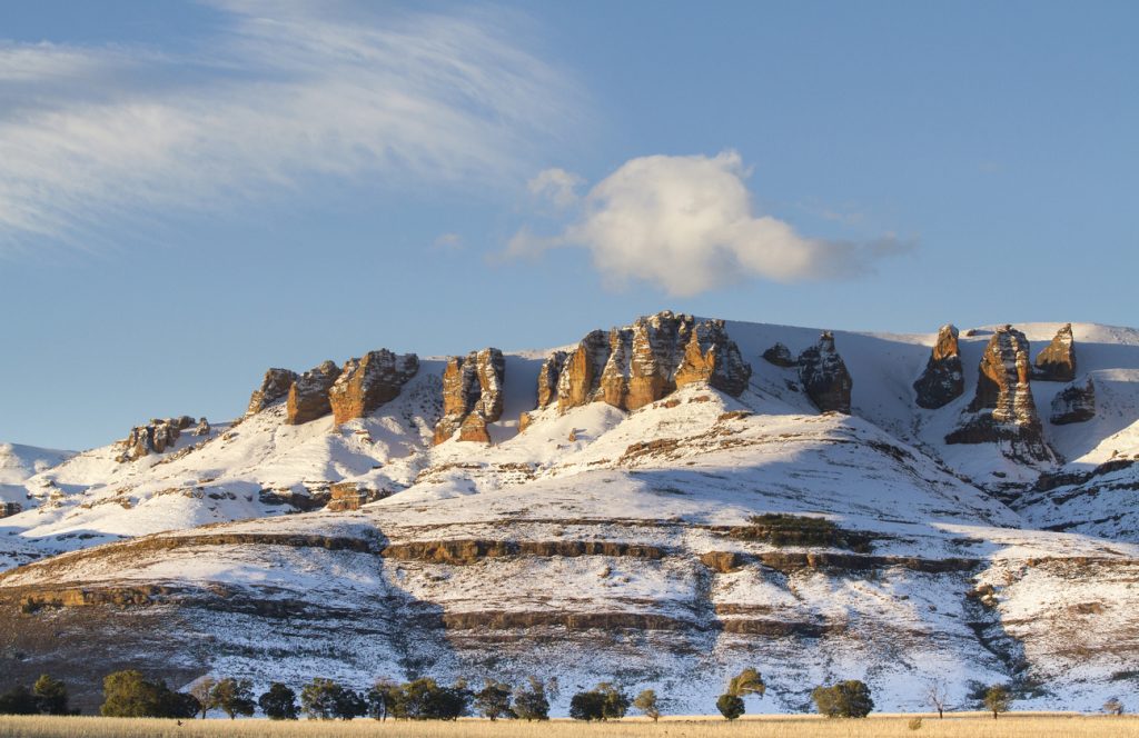 Snow capped mountains near Elliot, Eastern Cape, South Africa | SA ...
