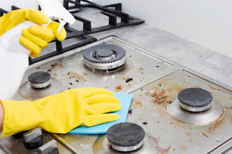 Easy ways to get rid of rust on your stove | SA Garden and Home