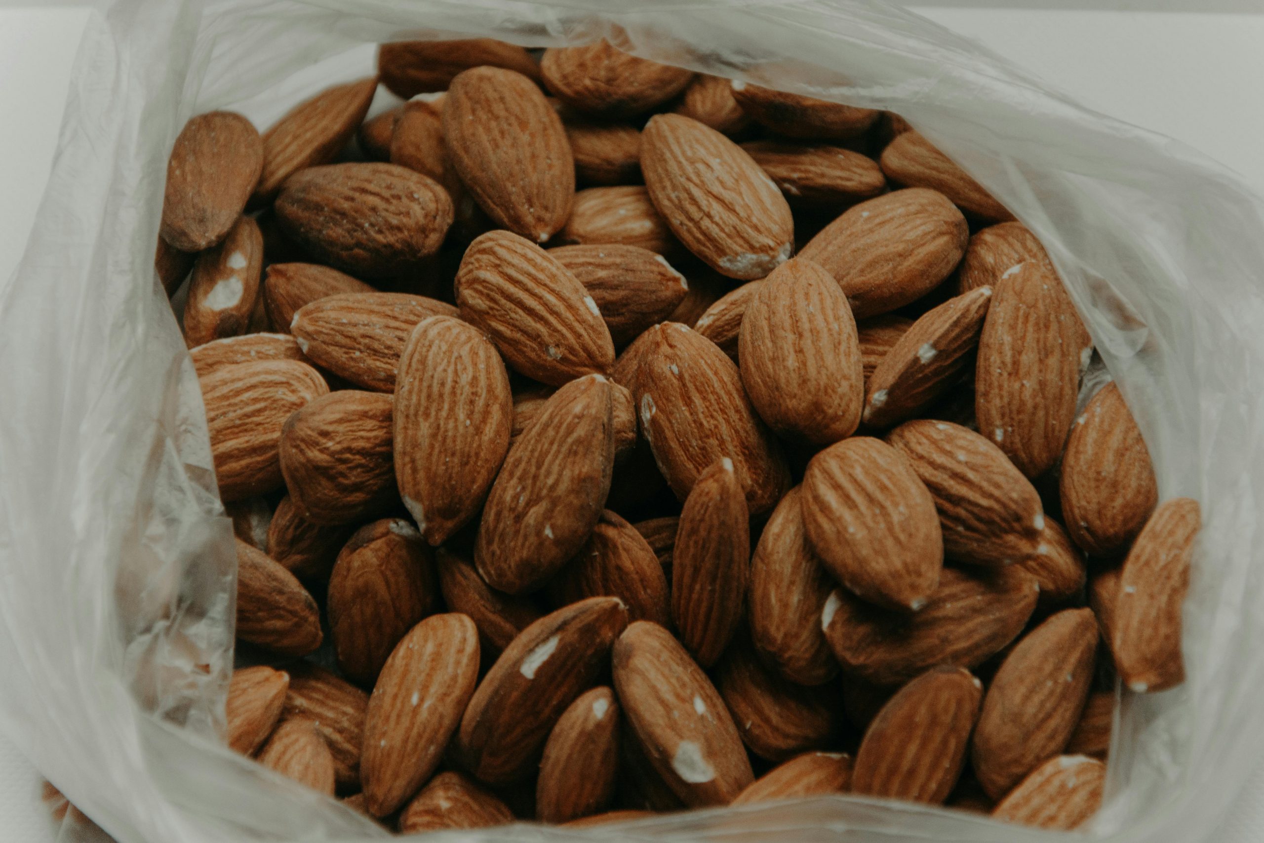 Harvesting almonds: When and how to harvest | SA Garden and Home