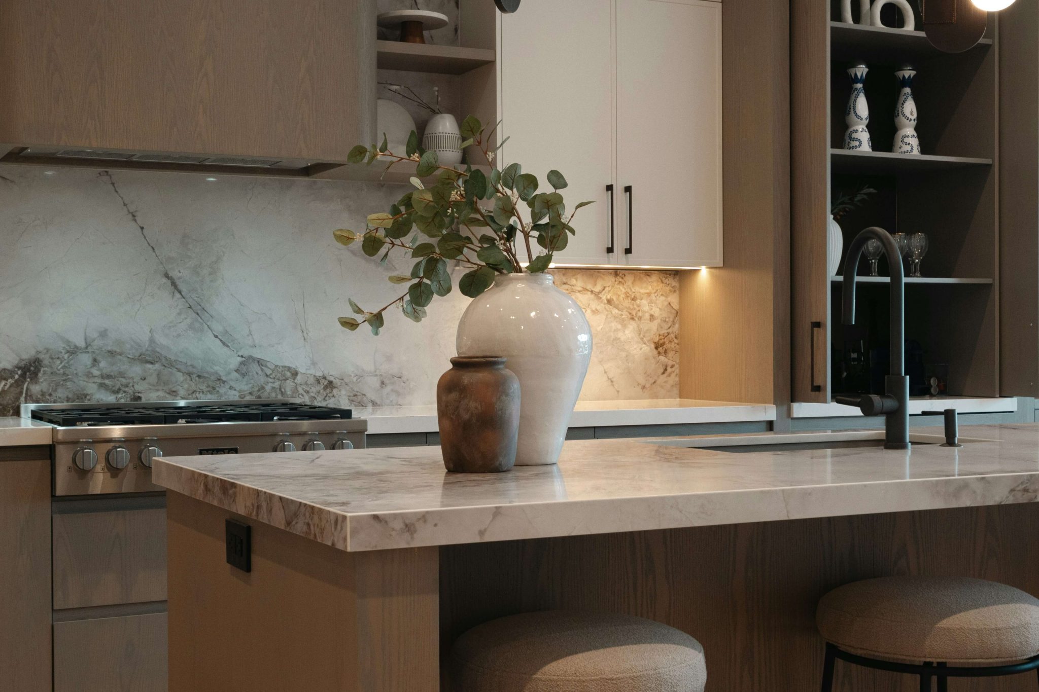 How to choose a timeless marble countertop